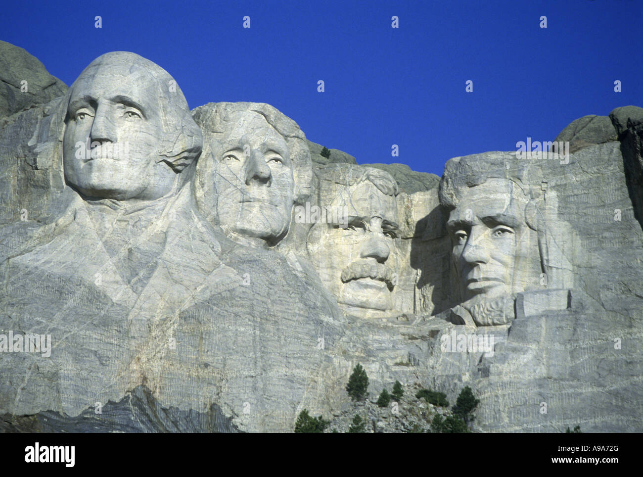 MOUNT RUSHMORE NATIONAL MONUMENT (©GUTZON & LINCOLN BORGLUM 1941) BLACK ...