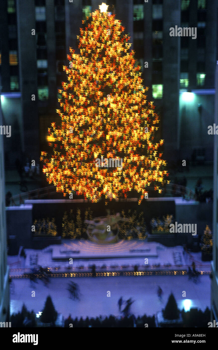 CHRISTMAS TREE PROMETHEUS ICE RINK (©PAUL MANSHIP 1939) ROCKEFELLER ...