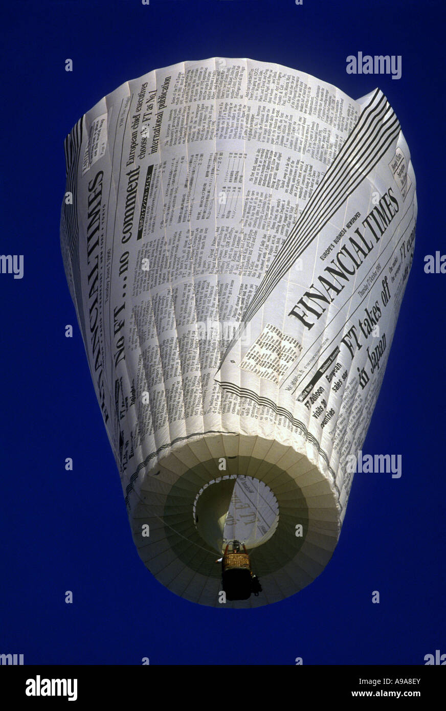 Advertising balloon hi-res stock photography and images - Alamy