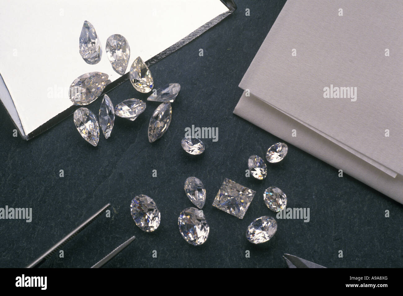 LARGE DIAMONDS JEWELERS MEASURING TOOLS ON PLAIN GRAY BACKGROUND Stock ...