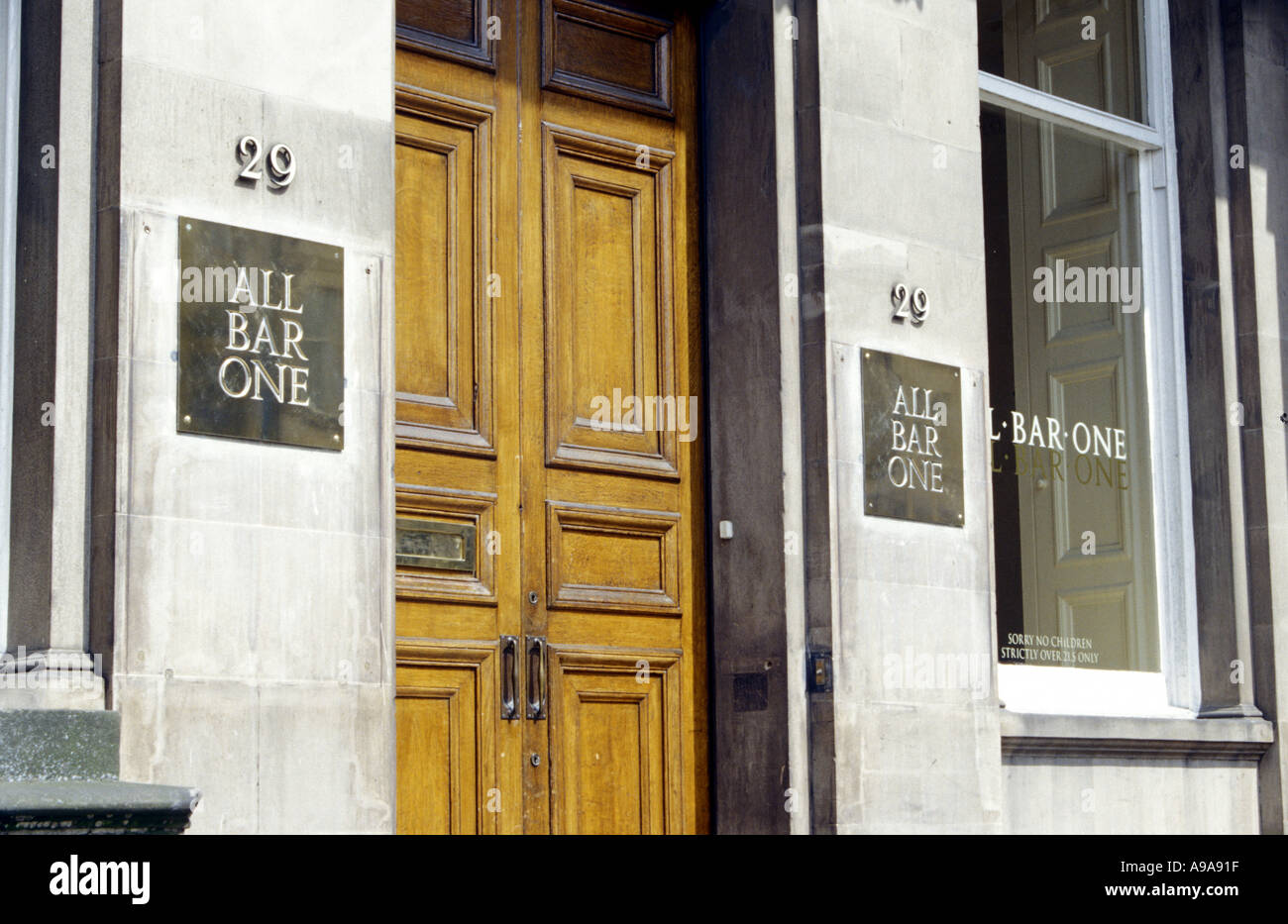 One george street hi-res stock photography and images - Alamy