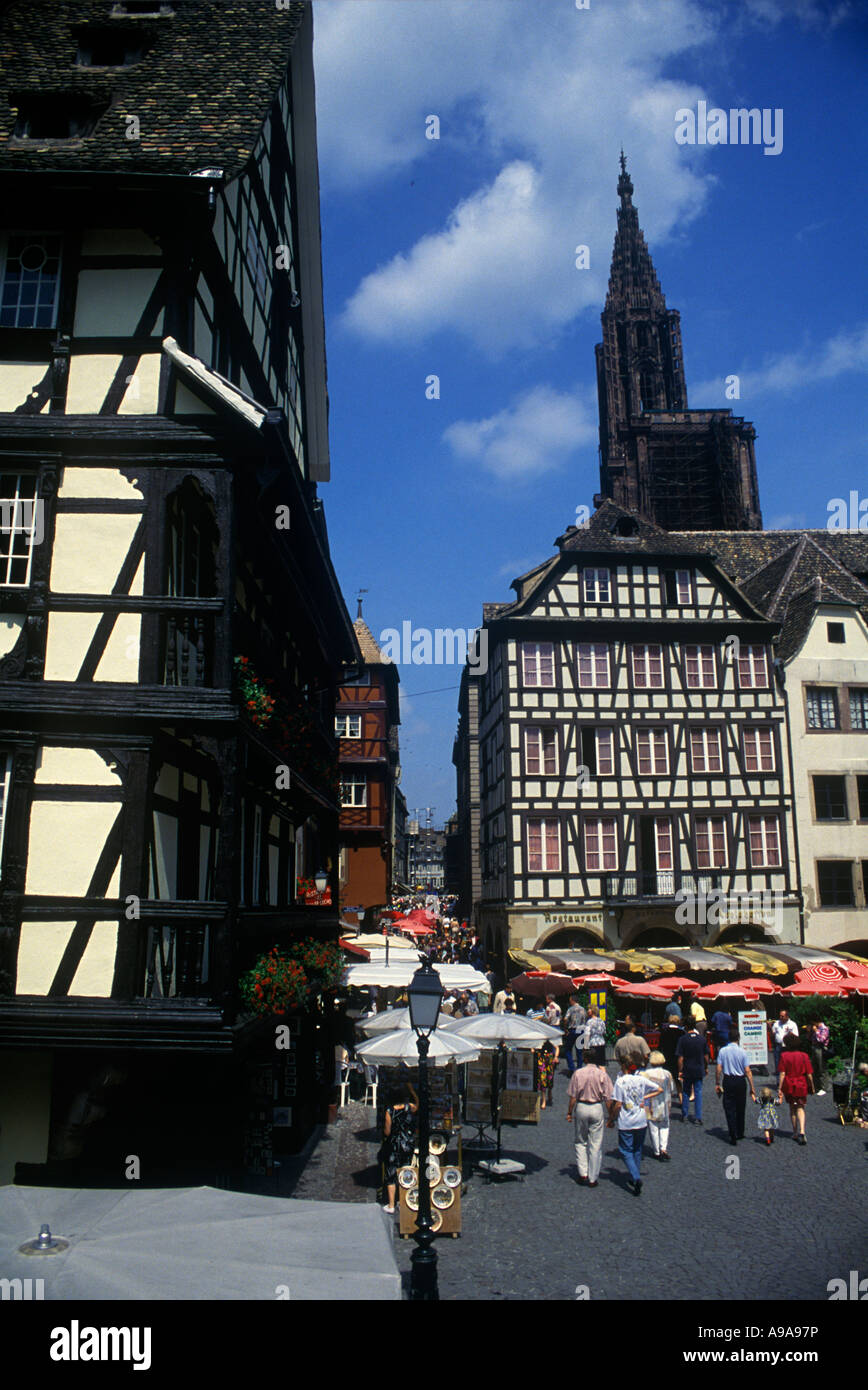 PLACE MARCHE AUX COCHONS DE LAIT STRASBOURG ALSACE FRANCE Stock Photo ...
