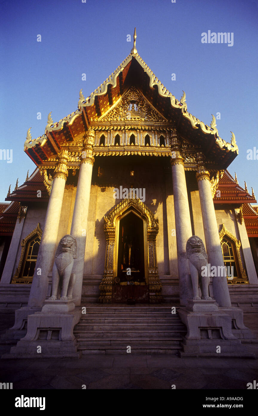 WAT BENCHAMABOPIT MARBLE TEMPLE BANGKOK THAILAND Stock Photo - Alamy