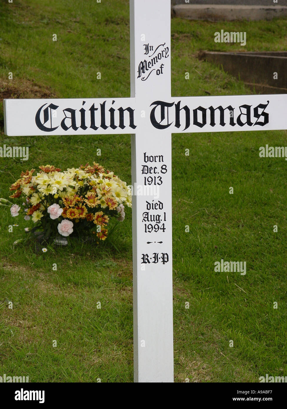Caitlin thomas buried High Resolution Stock Photography and Images - Alamy