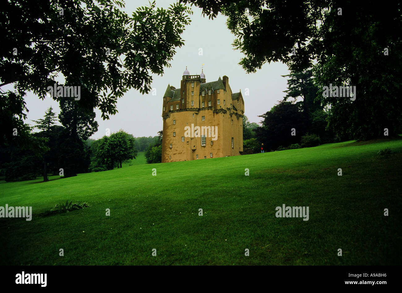 Craigievar castle scotland tourism Stock Photo - Alamy