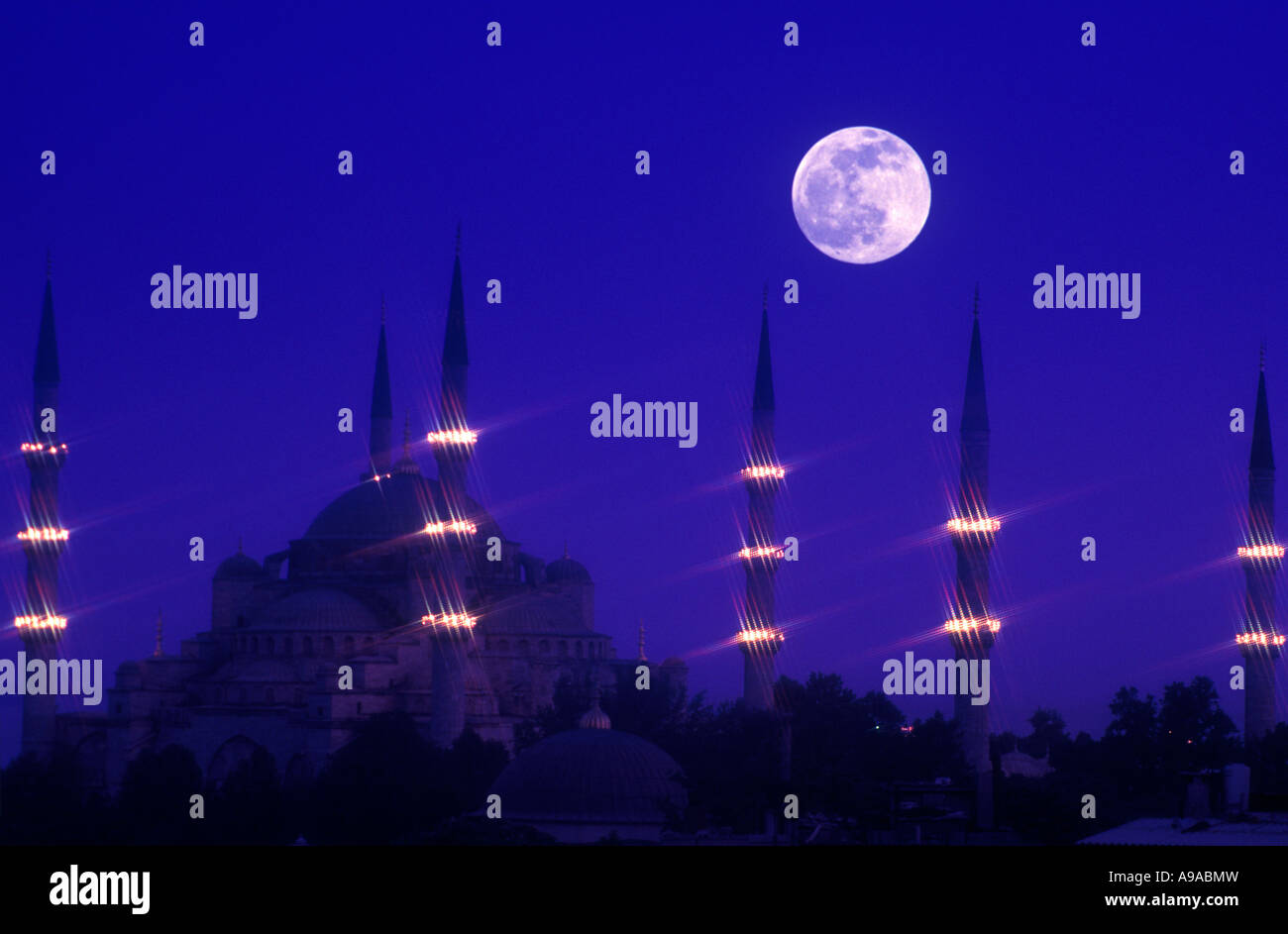 FULL MOON MINARETS SULEYMANIYE SULTAN AHMET CAMII BLUE MOSQUE ISTANBUL ...