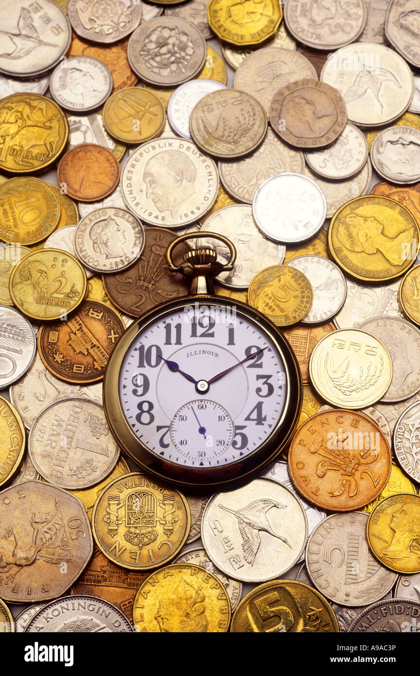 POCKET WATCH AND COINS Stock Photo - Alamy