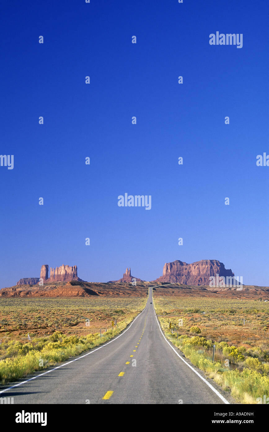 ROUTE 163 MONUMENT VALLEY UTAH USA Stock Photo - Alamy