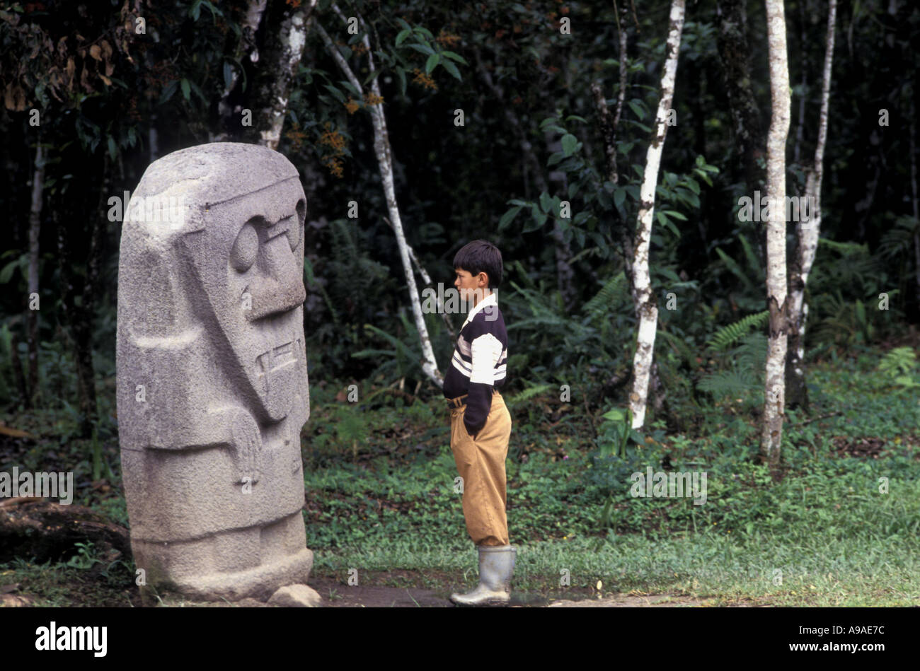 COLOMBIA Precolumbian Zoomorphic statues in Archaeological Park of San ...