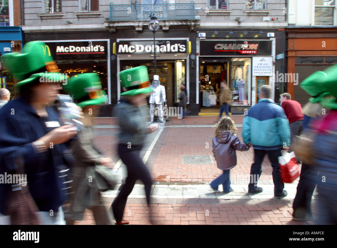 Green hen dublin hi-res stock photography and images - Alamy