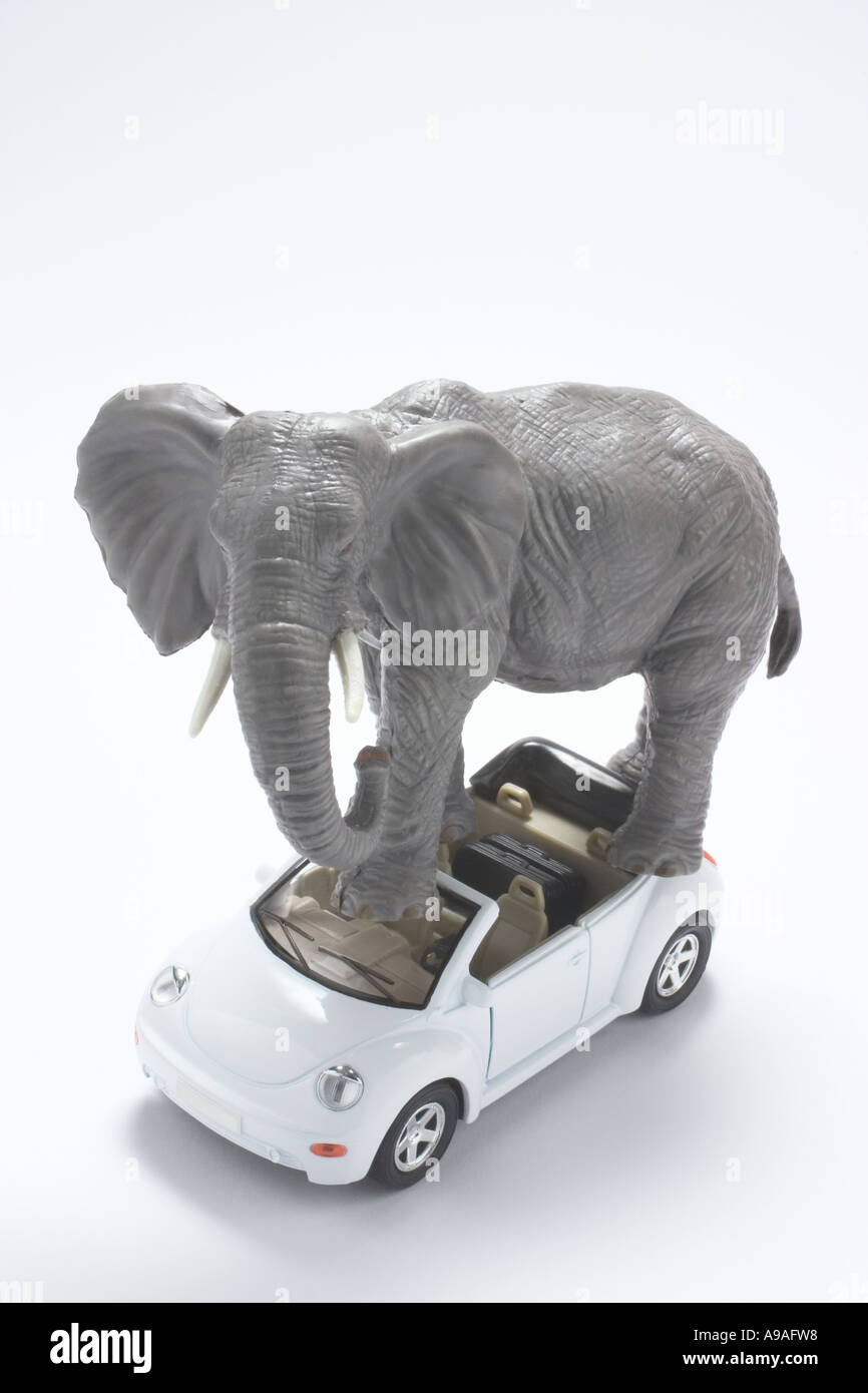 Elephant figure hi-res stock photography and images - Alamy