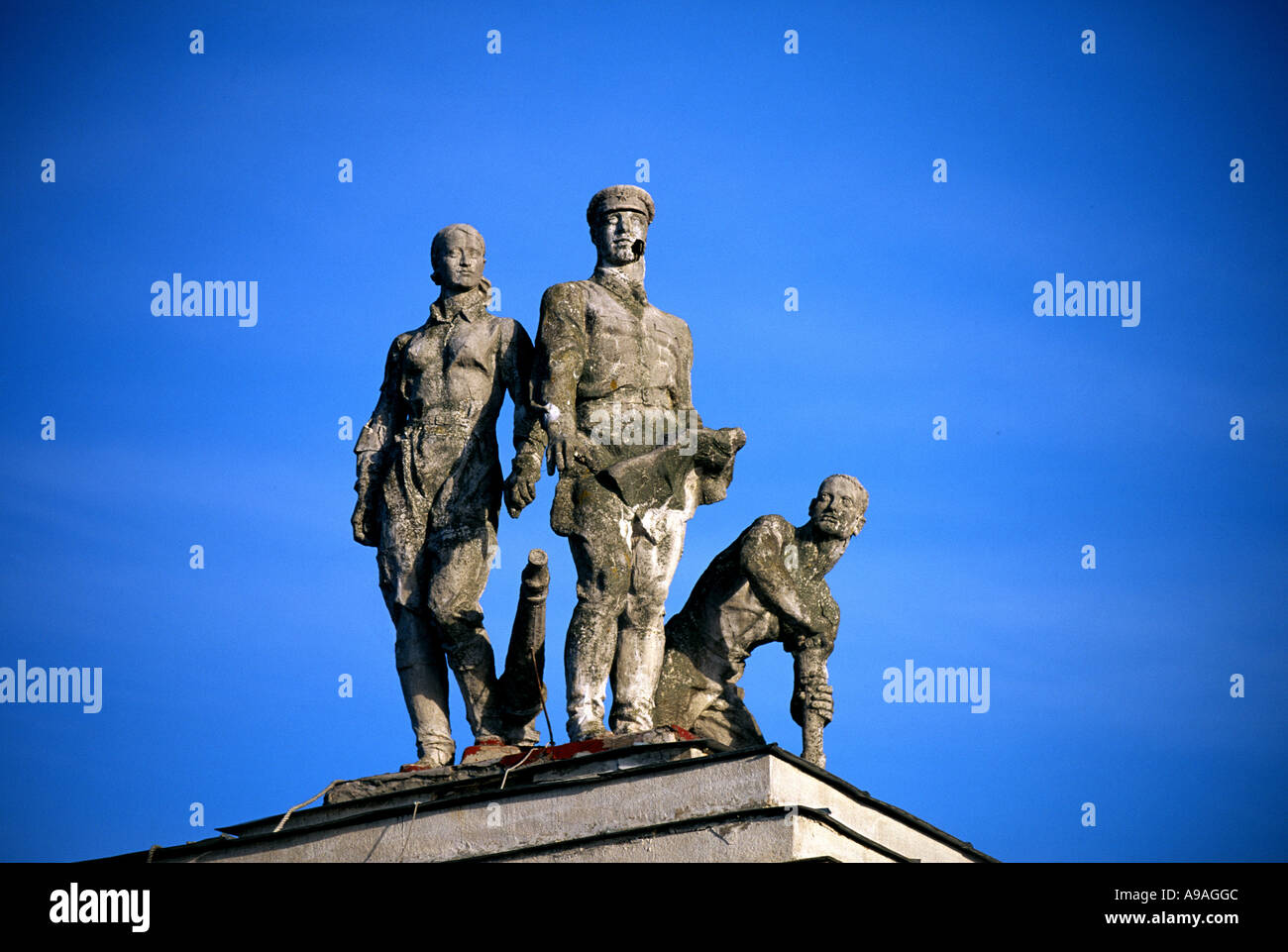 Russia The Moskova Statue of Red Army Soldiers Stock Photo - Alamy