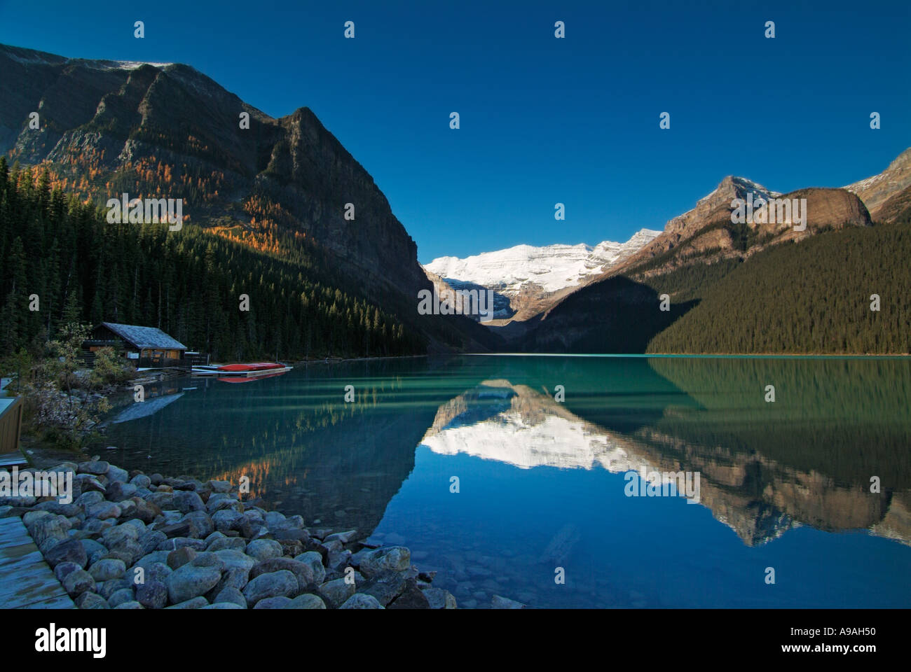 Mount Victoria and glacier around Lake Louise Banff national Park ...