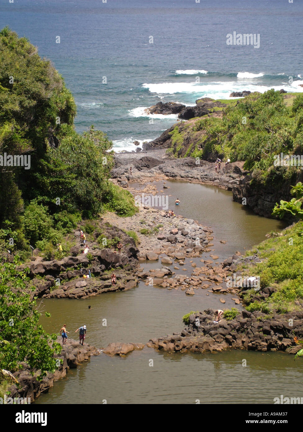 Hawaiian rivers hi-res stock photography and images - Alamy