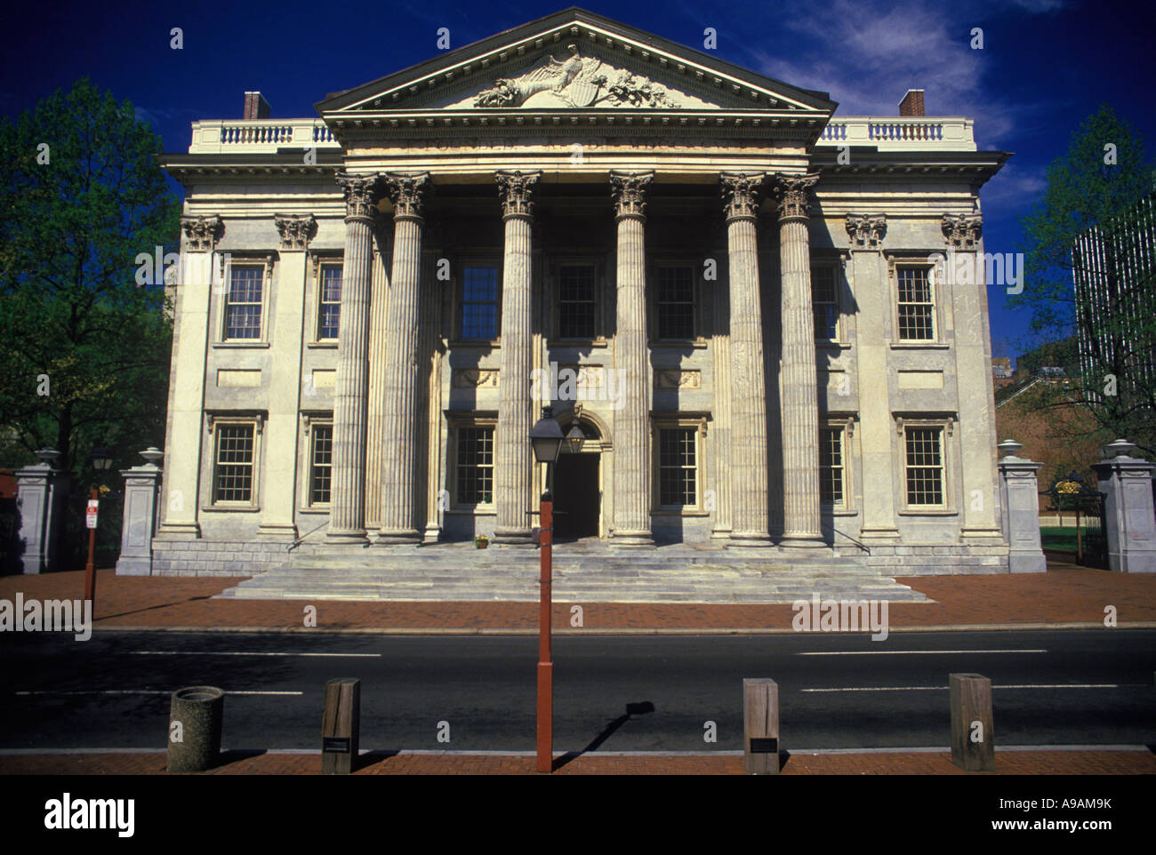 Bank of the united states, philadelphia hi-res stock photography and ...