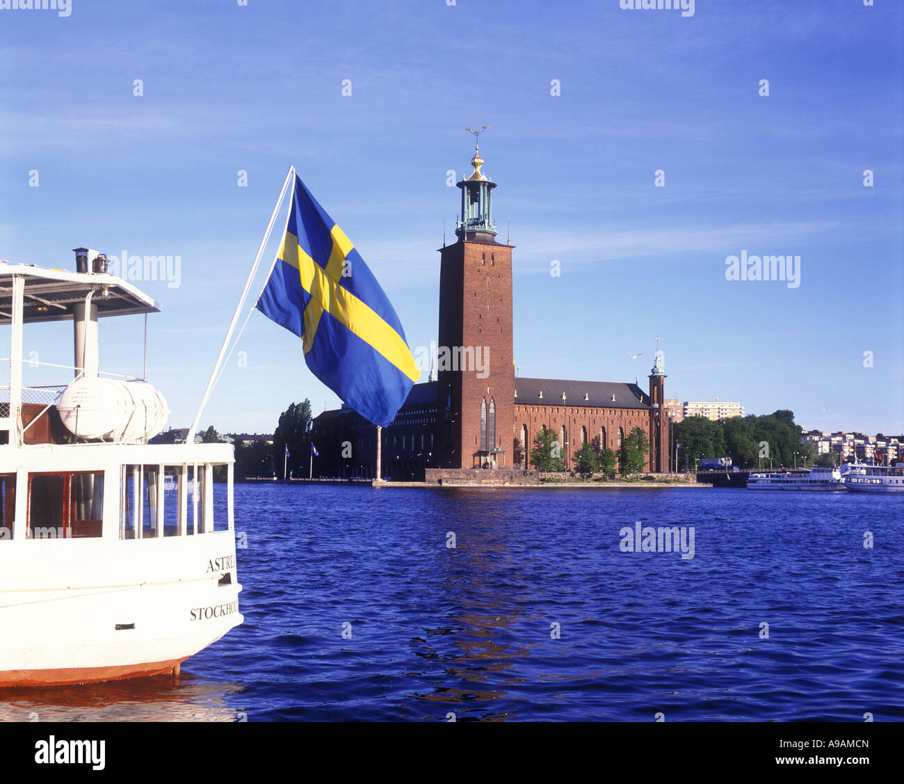 SWEDISH FLAG CITY HALL STOCKHOLM SWEDEN Stock Photo - Alamy