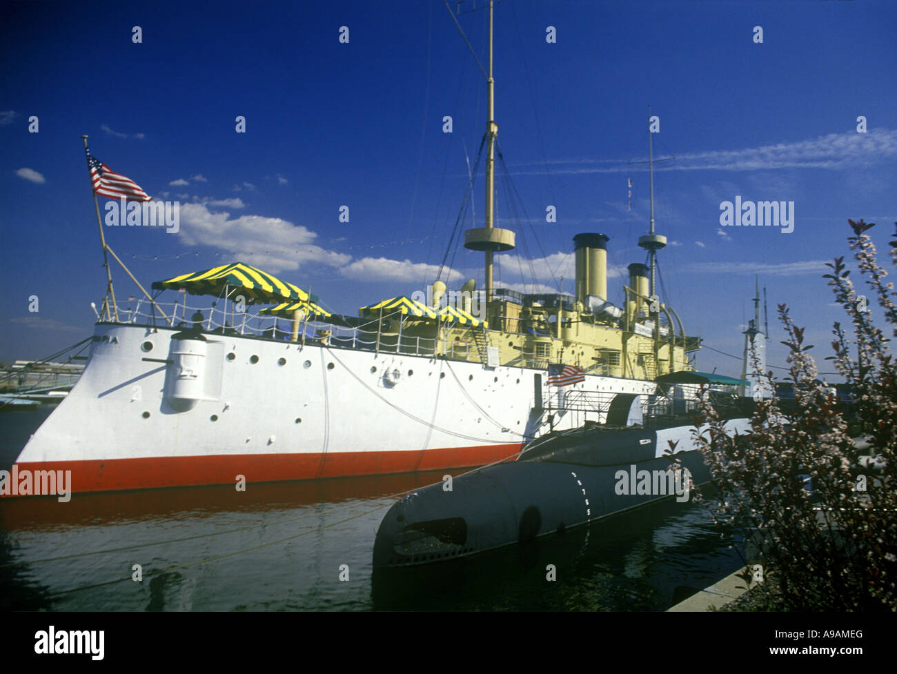 USS OLYMPIA SHIP BECUNA SUBMARINE PHILADELPHIA PENNSYLVANIA USA Stock ...