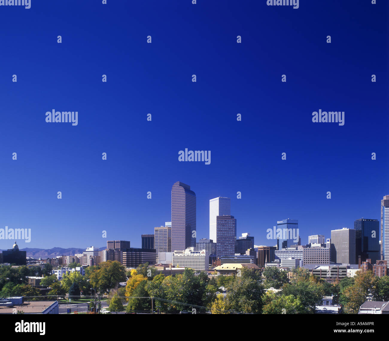 Downtown denver skyline tall hi-res stock photography and images - Alamy