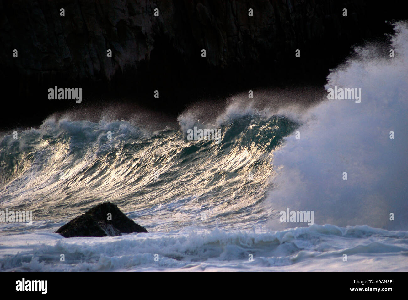 powerful ocean wave Stock Photo - Alamy