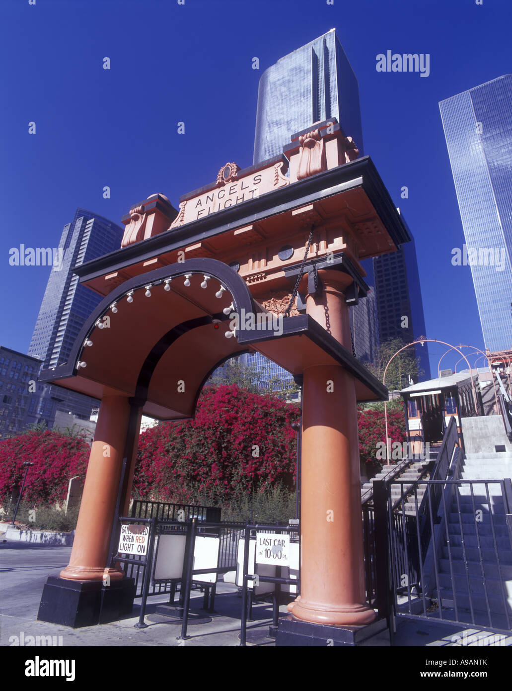 ANGELS FLIGHT CABLE CAR STOP LOS ANGELES CALIFORNIA USA Stock Photo - Alamy