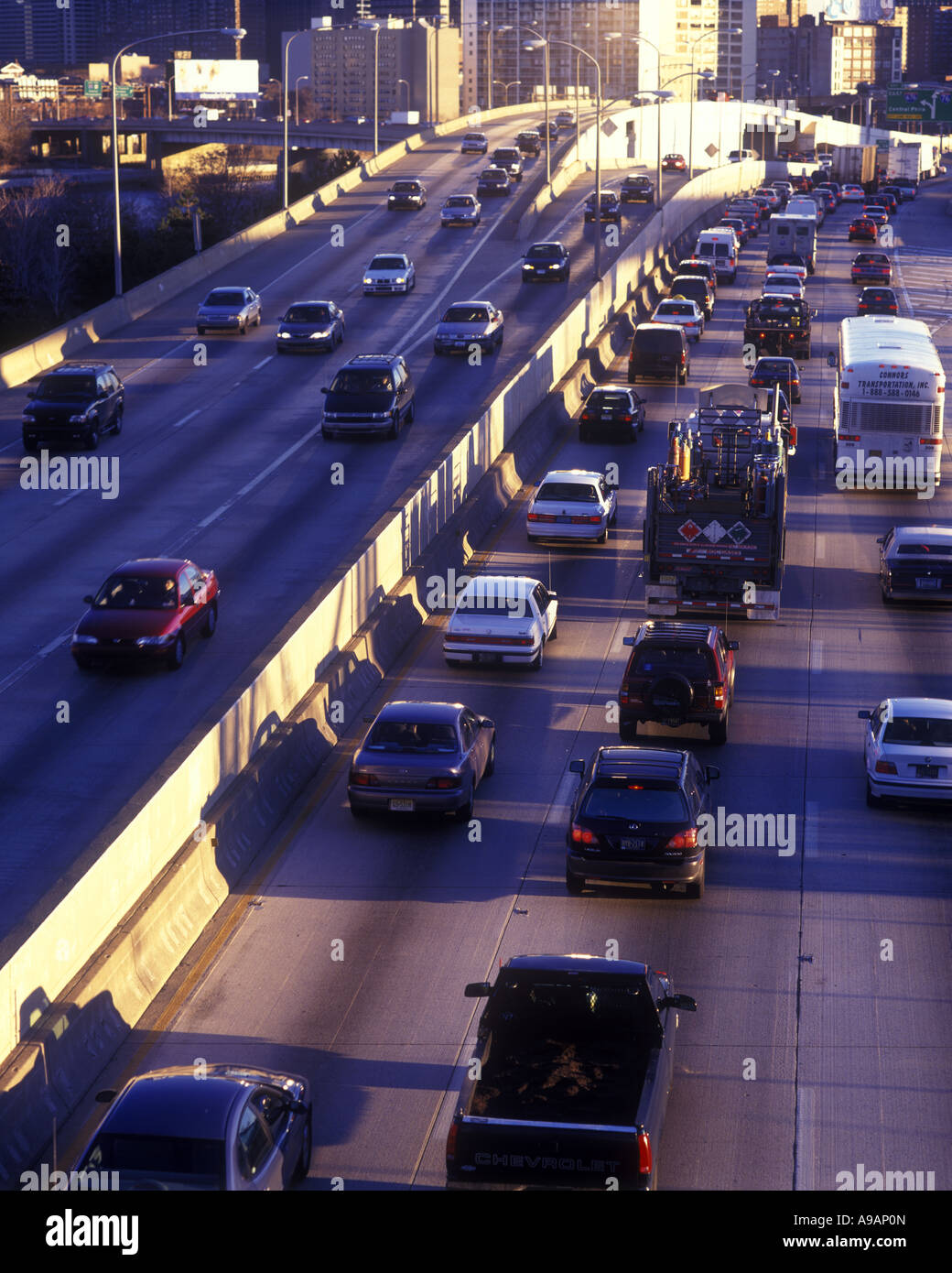 ROAD TRAFFIC ROUTE 76 INTERSTATE HIGHWAY PHILADELPHIA PENNSYLVANIA USA ...