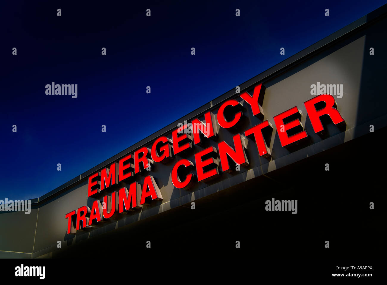 Hospital Emergency Trauma Center Entrance Sign, Philadelphia PA USA ...