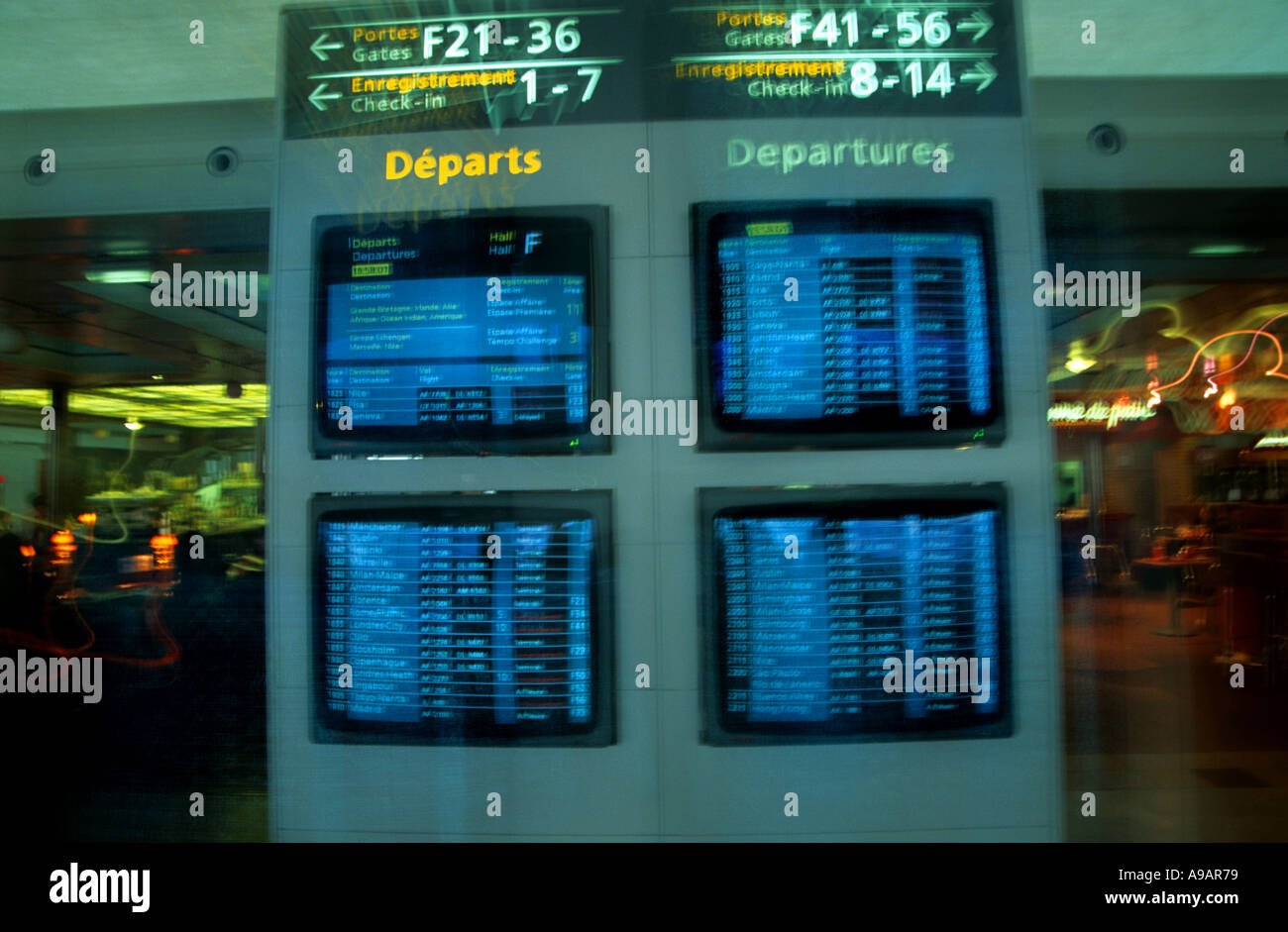 airport departure monitors Stock Photo - Alamy