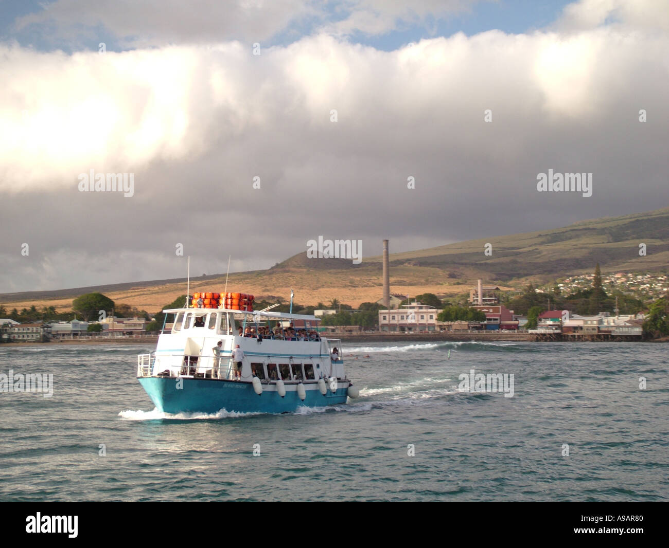Polynesian princess hi-res stock photography and images - Alamy