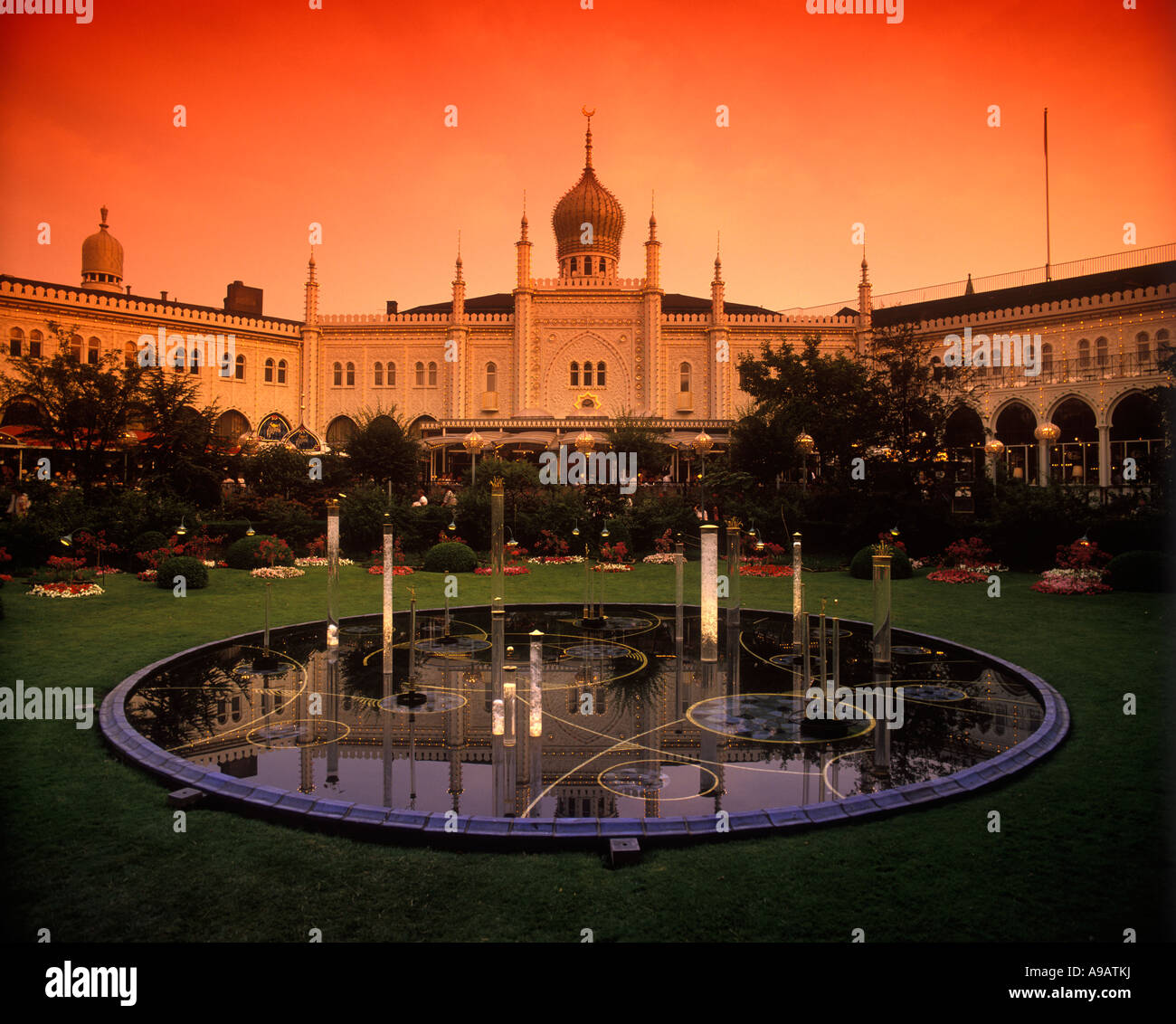 Fountain nimb restaurant pavilion tivoli hi-res stock photography and ...