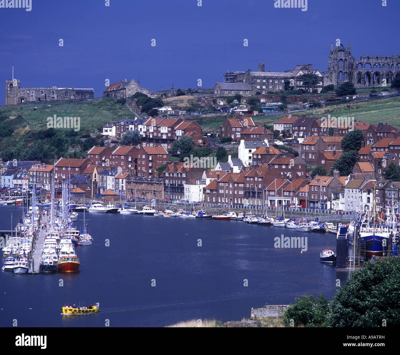 RIVER ESK WHITBY HARBOUR NORTH YORKSHIRE ENGLAND UK Stock Photo - Alamy