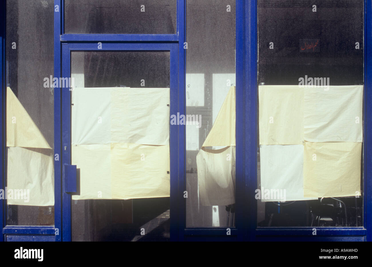 Cafe run down interior hi-res stock photography and images - Alamy