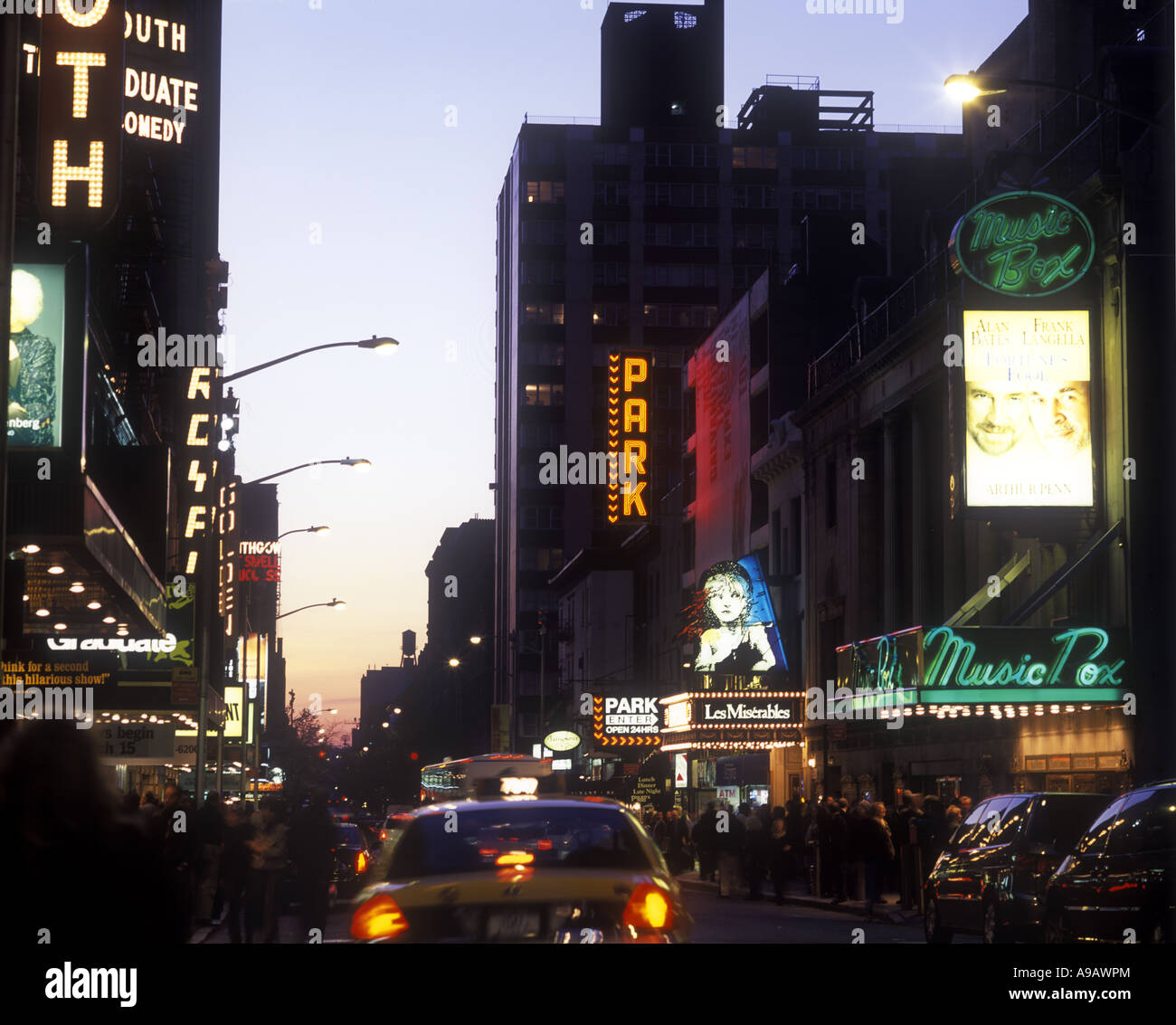 Broadway theaters new york hi-res stock photography and images - Alamy