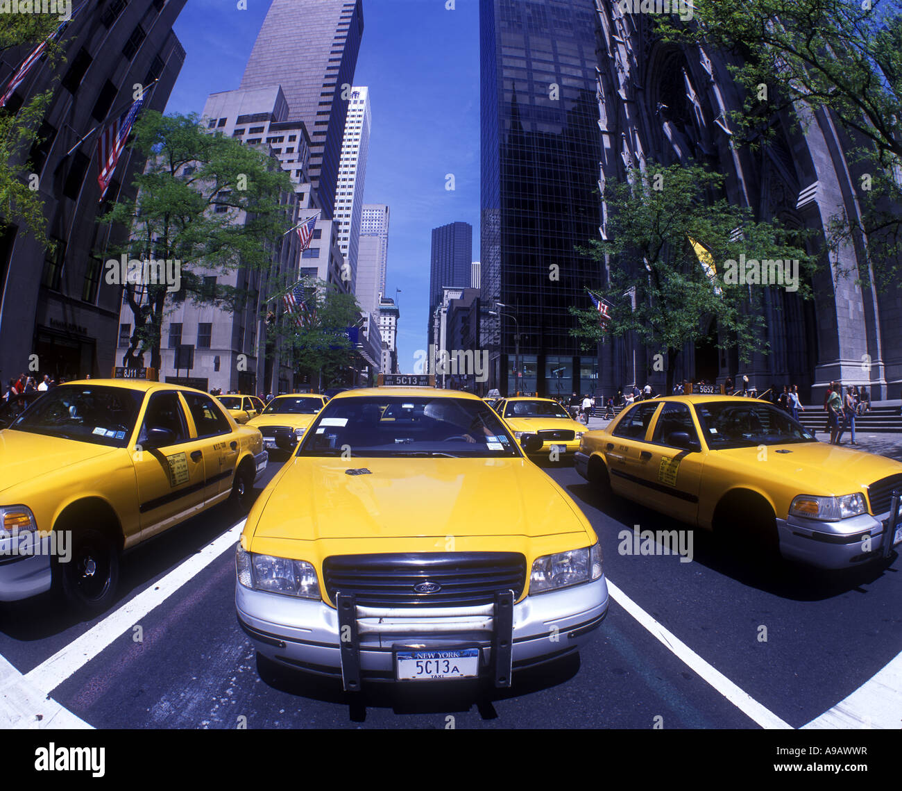 Fronts of taxis hi-res stock photography and images - Alamy