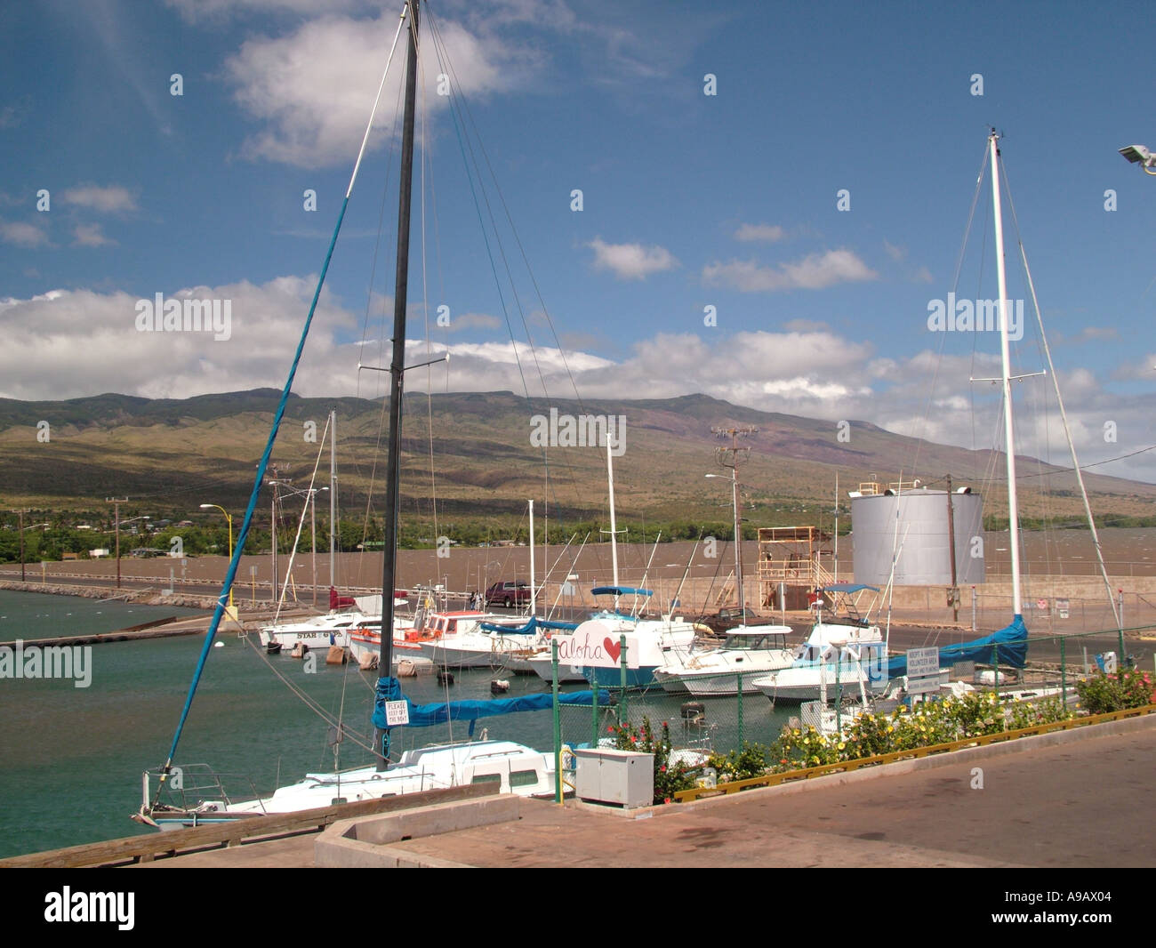 Kaunakakai wharf molokai hi-res stock photography and images - Alamy