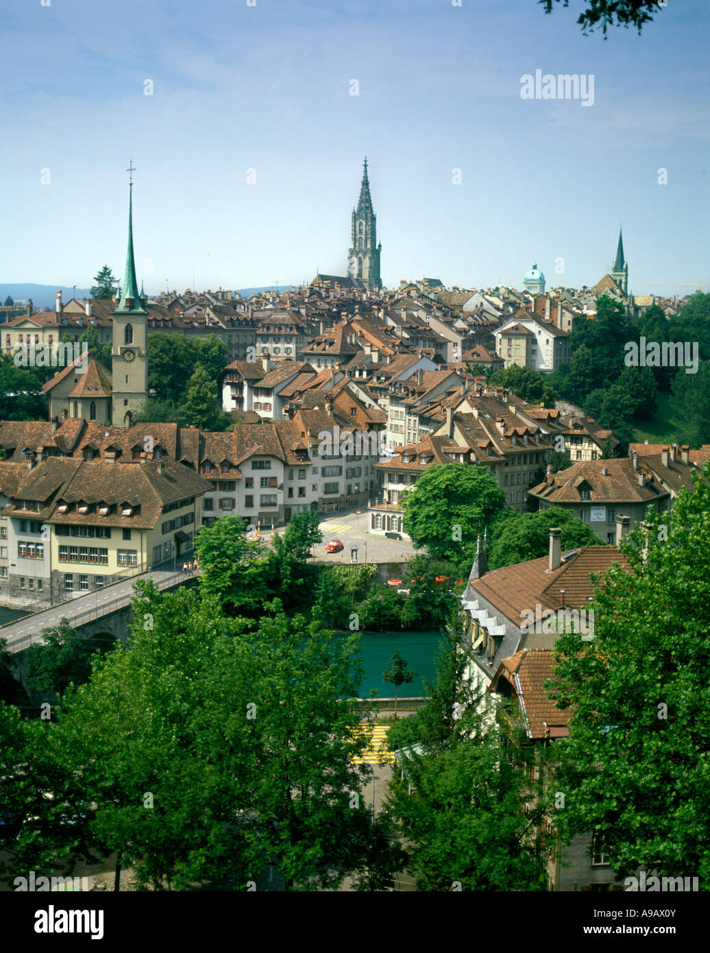 OLD TOWN SKYLINE RIVER AARE BERN BERNER OBERLAND SWITZERLAND Stock ...