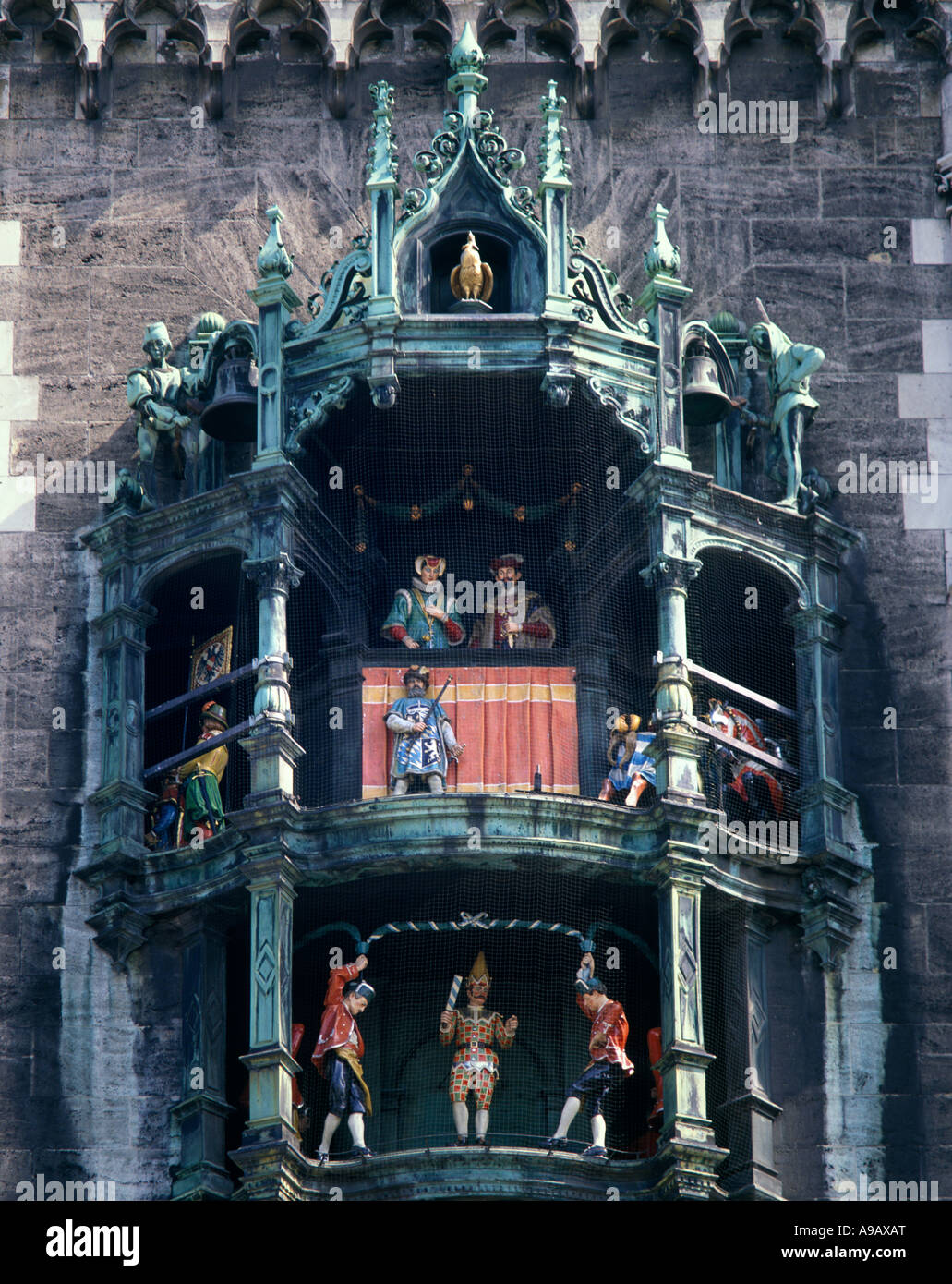 GLOCKENSPEIL NEW CITY HALL MUNICH BAVARIA GERMANY Stock Photo - Alamy
