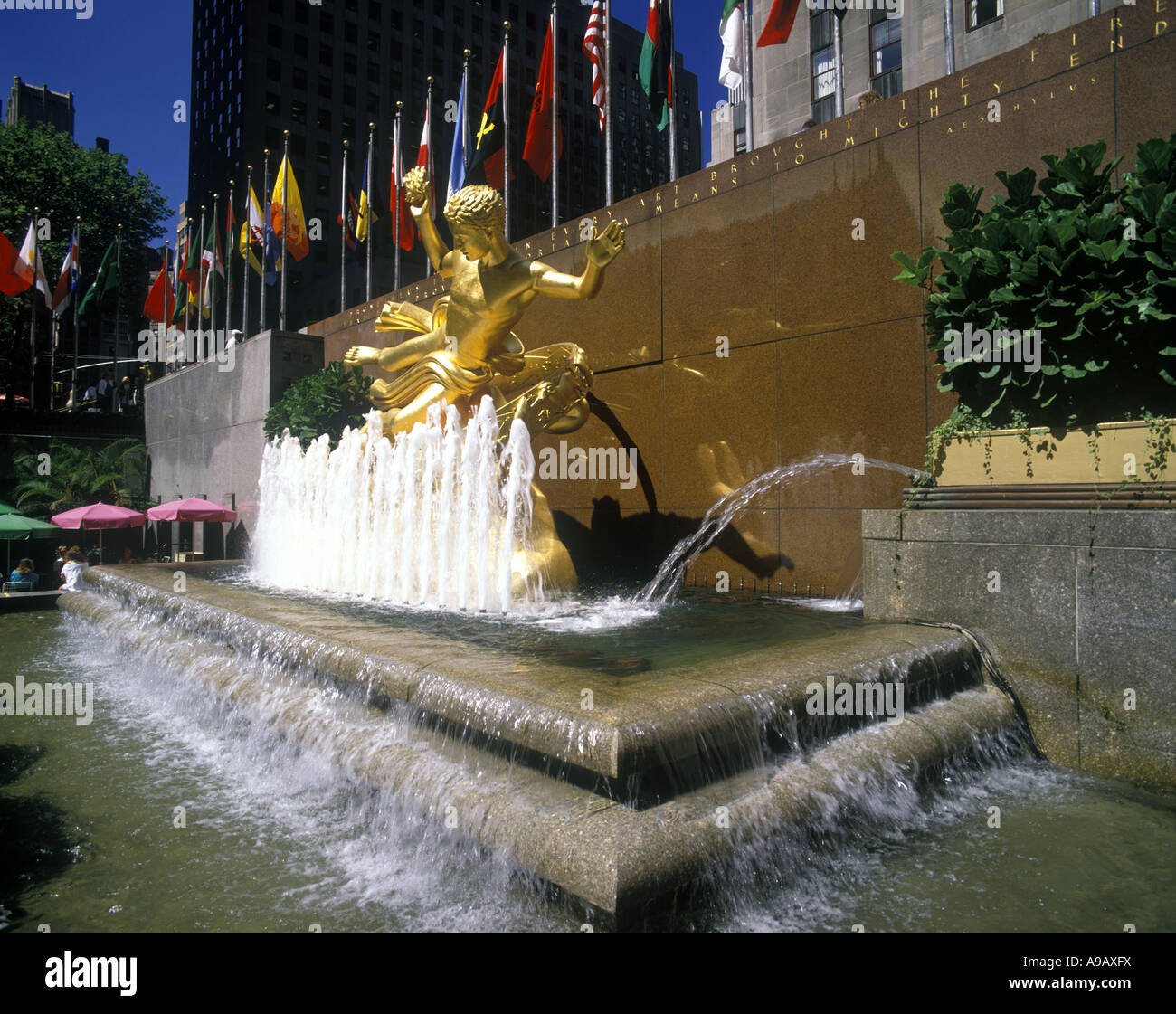 PROMETHEUS FOUNTAIN (©PAUL MANSHIP 1939) ROCKEFELLER CENTER (©RAYMOND ...