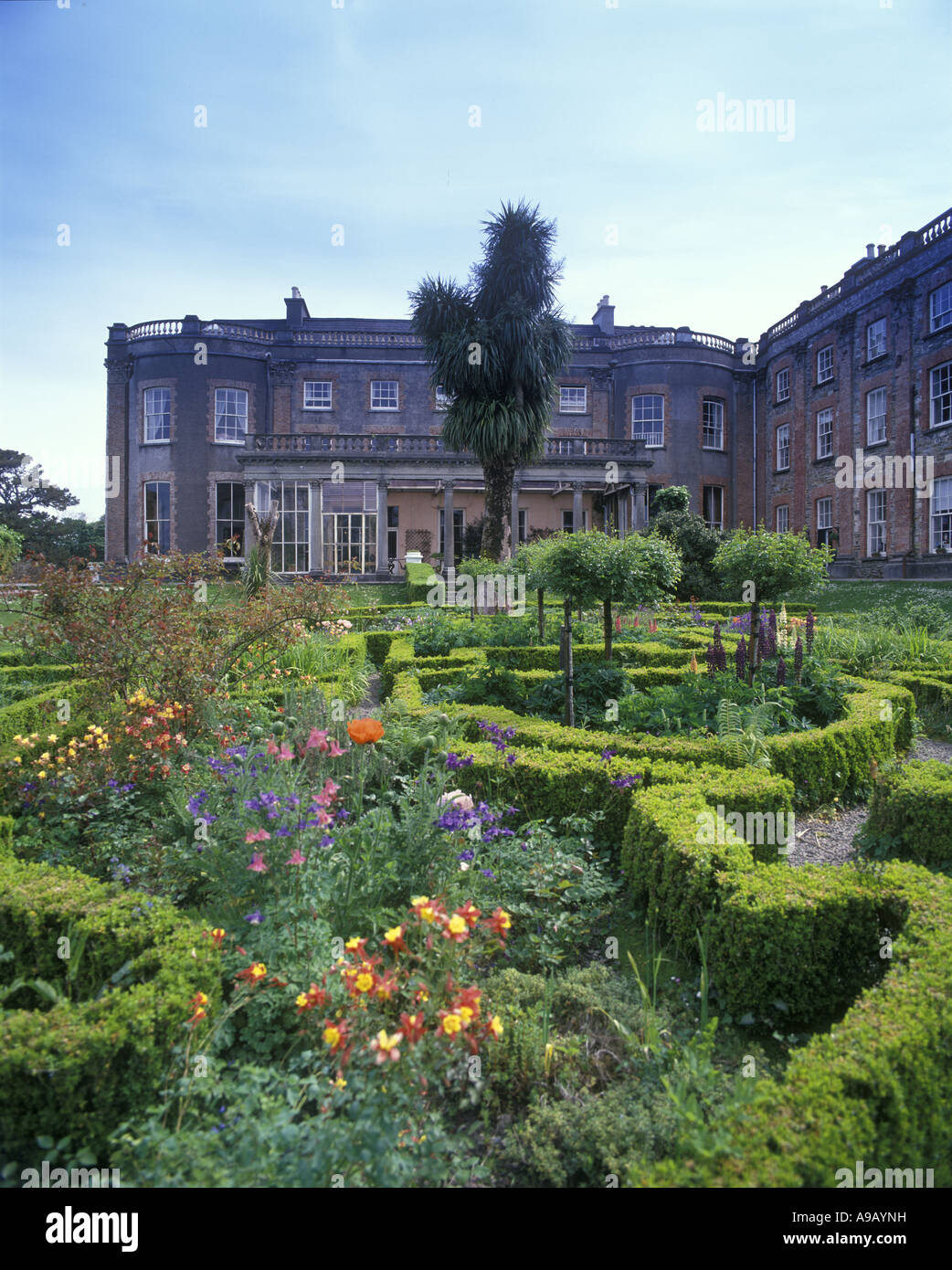 FORMAL GARDENS BANTRY HOUSE COUNTY CORK IRELAND Stock Photo - Alamy