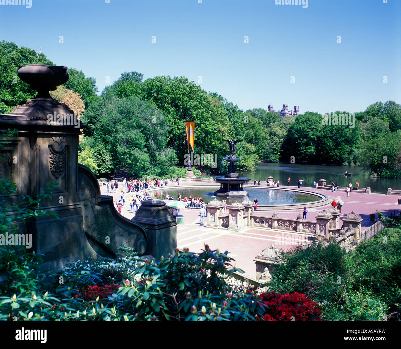 ANGEL OF THE WATERS FOUNTAIN (©EMMA STEBBINS 1868) BETHESDA TERRACE ...