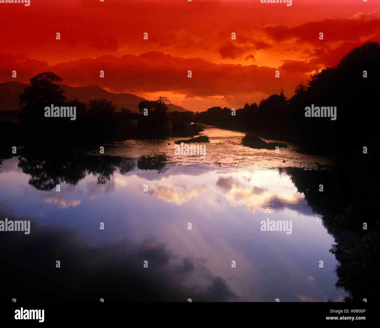 Macgillycuddy reeks hi-res stock photography and images - Alamy