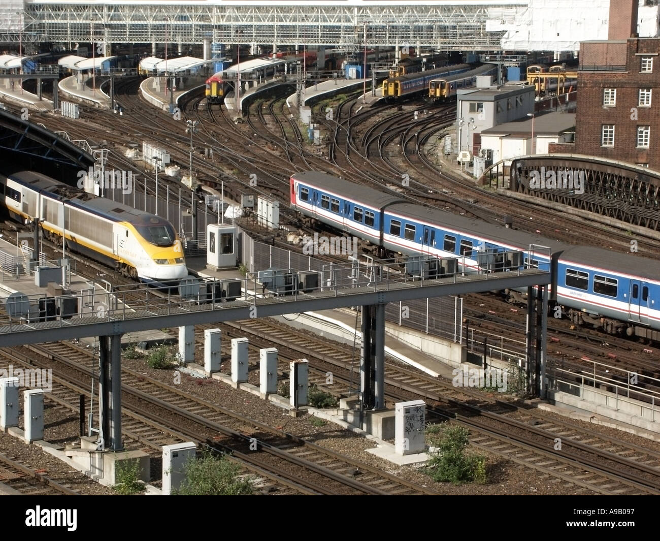 Transporting aerial platform hi-res stock photography and images - Alamy