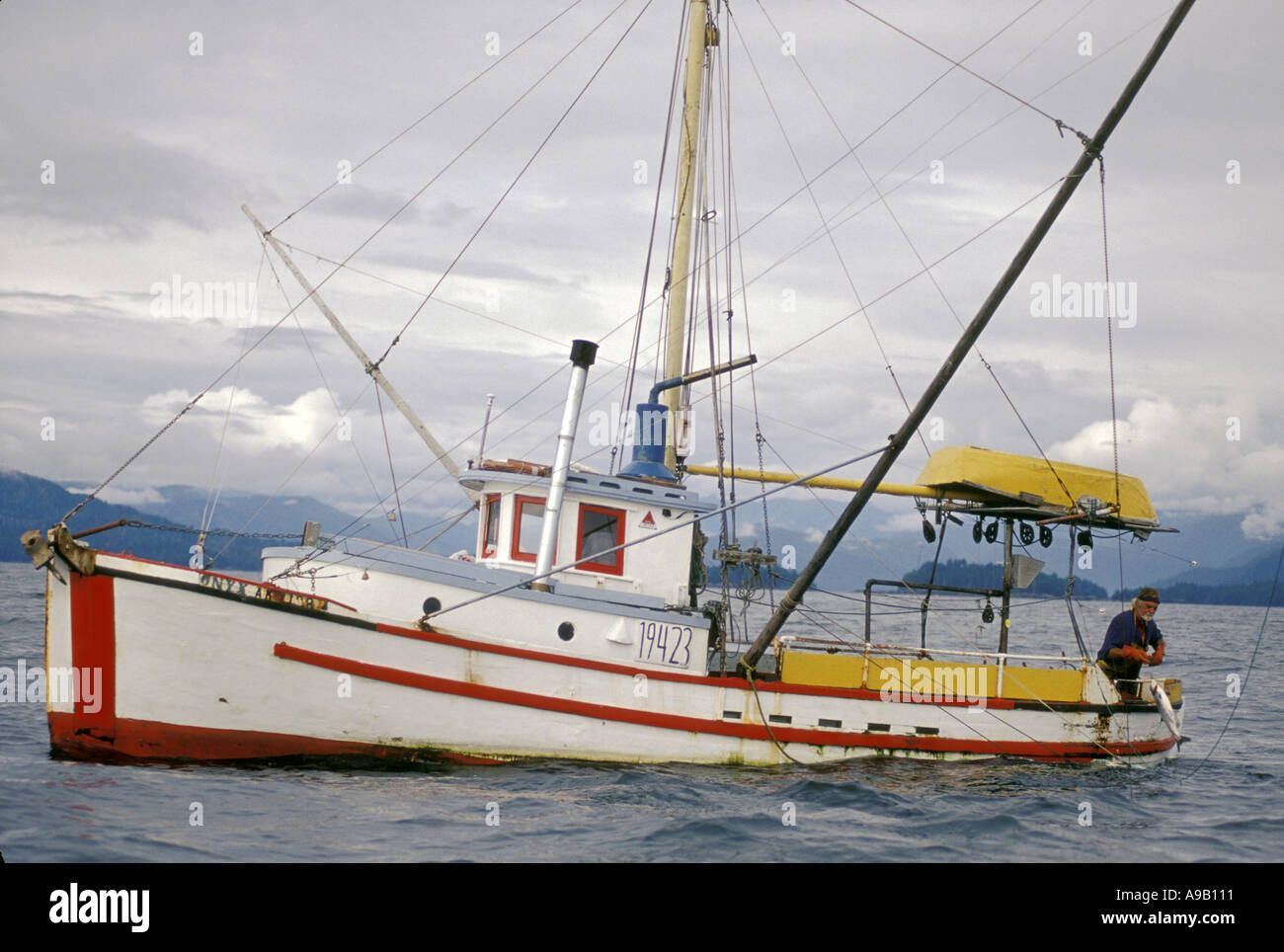 Commercial salmon fishing boat trolling hi-res stock photography and ...