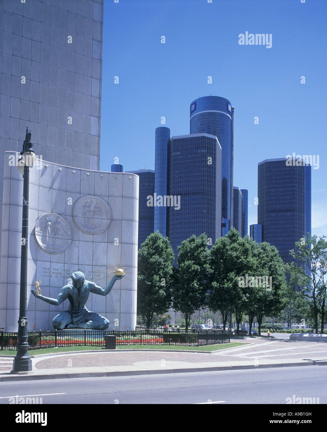 SPIRIT OF DETROIT RENAISSANCE CENTER DOWNTOWN DETROIT MICHIGAN USA ...