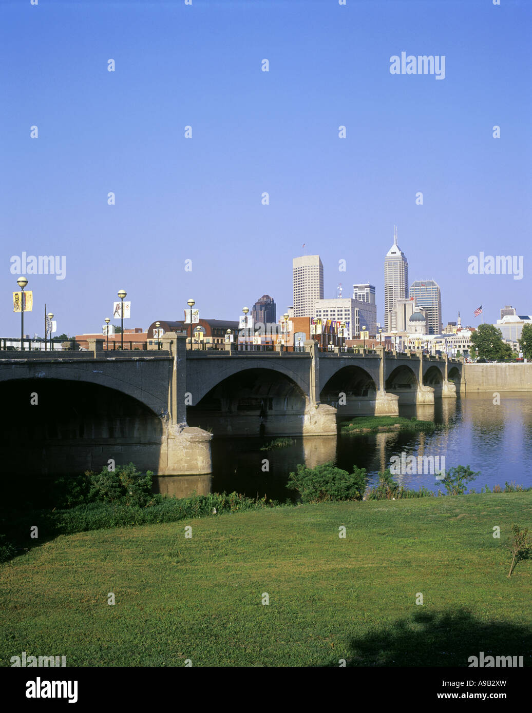DOWNTOWN SKYLINE WHITE RIVER STATE PARK INDIANAPOLIS INDIANA USA Stock ...