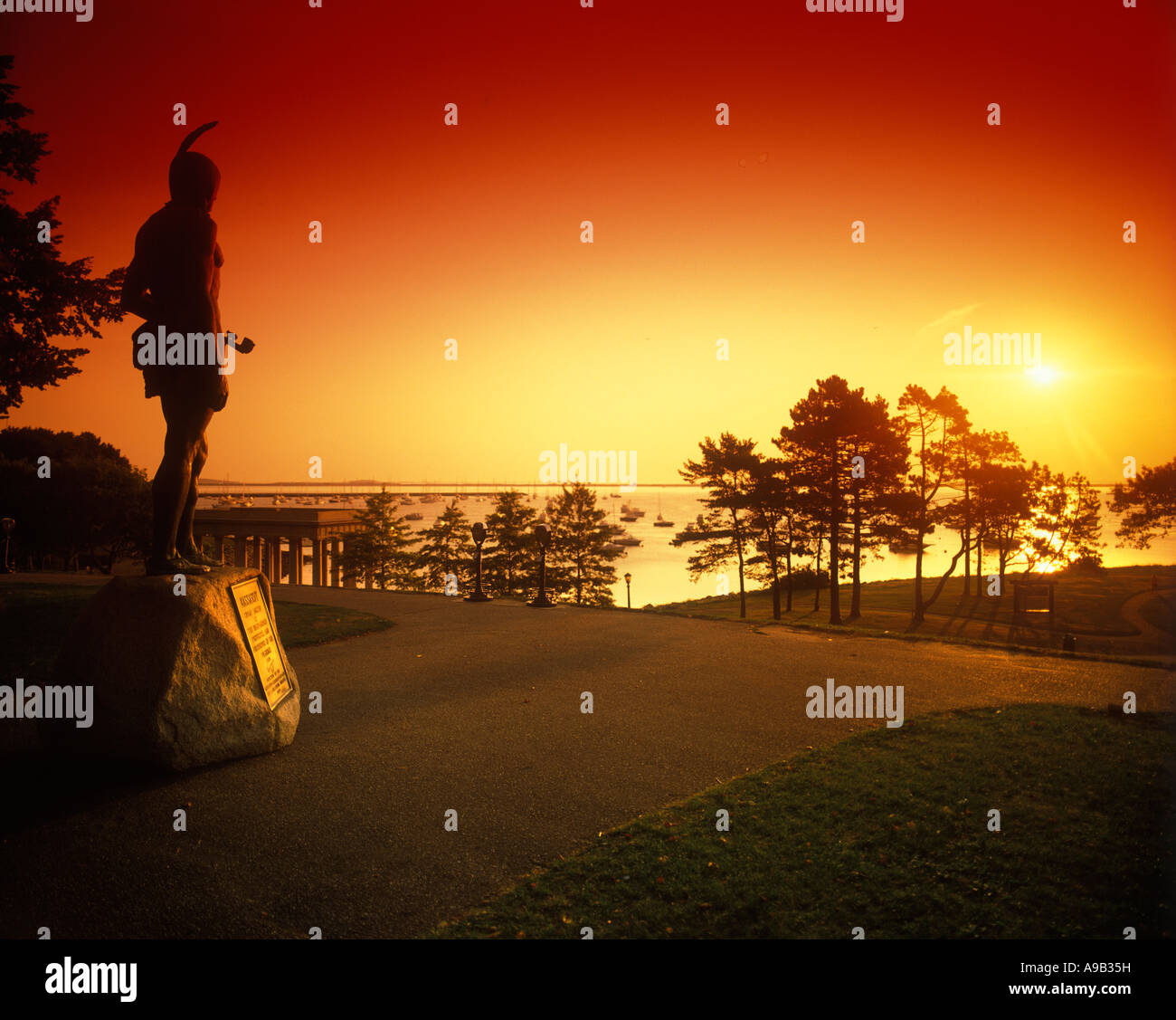Wampanoag hi-res stock photography and images - Alamy