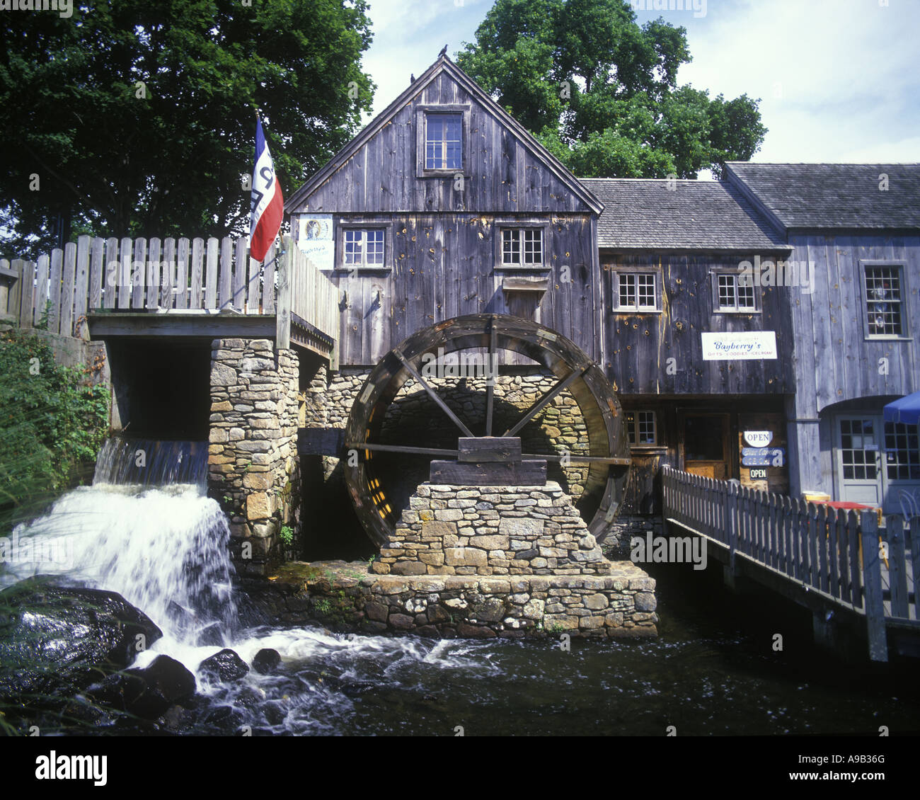 JOHN JENNEY PLIMOTH GRIST WATER MILL REPLICA PLYMOUTH MASSACHUSETTS USA ...