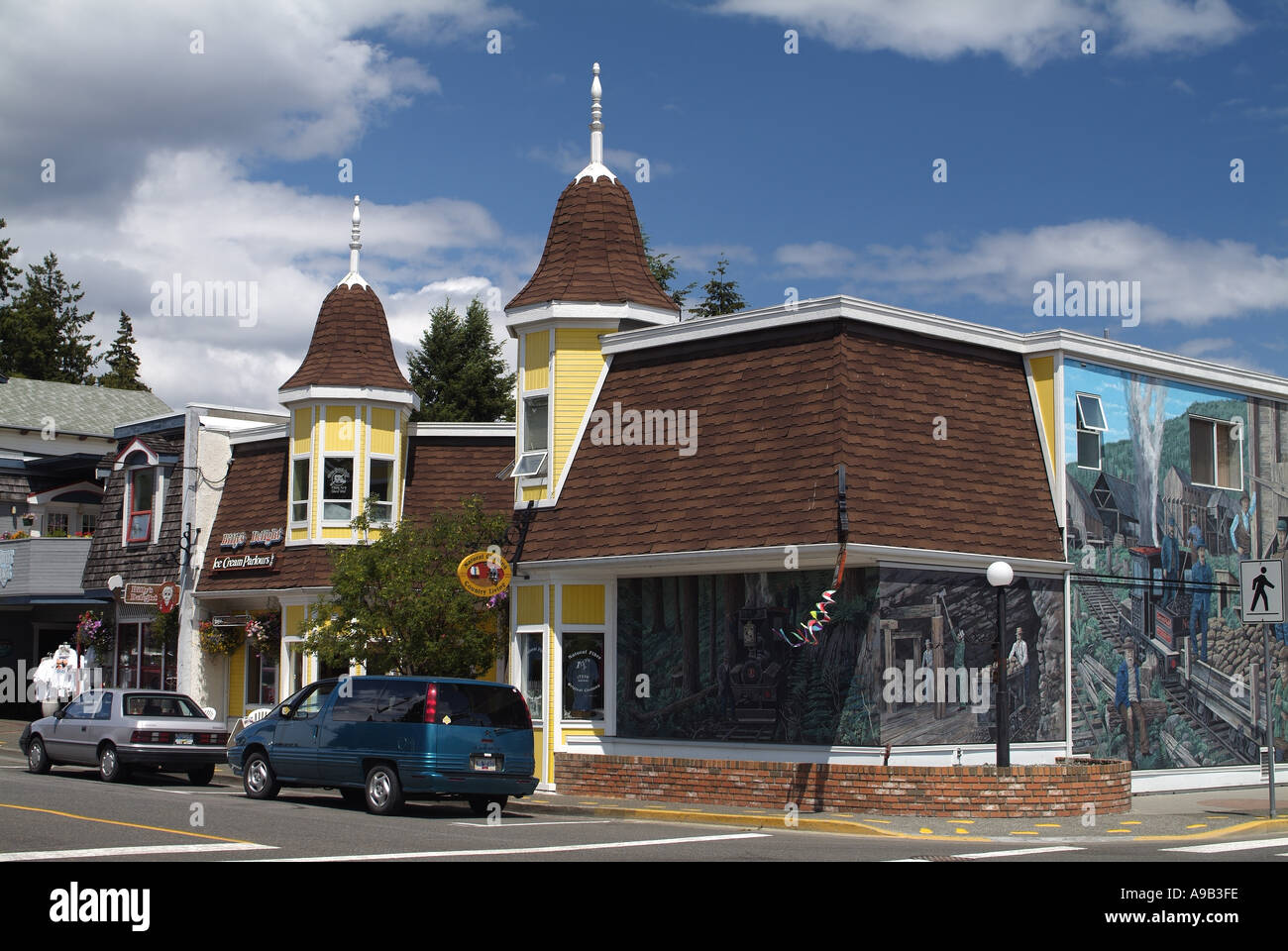 Chemainus tourist attractions hi-res stock photography and images - Alamy