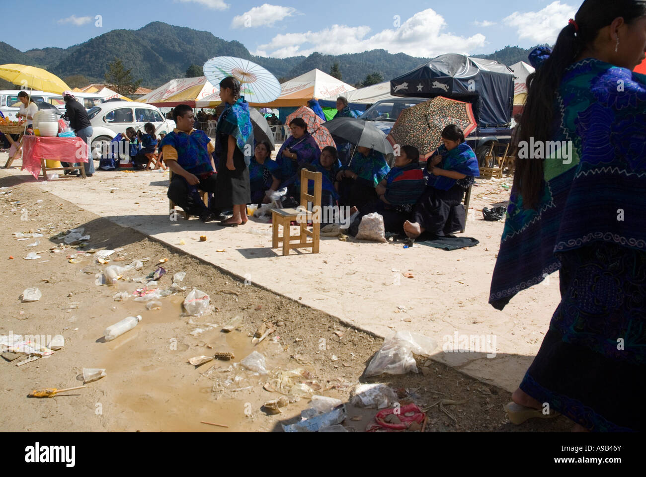 Mexico chiapas zinacantan tzotzil mayan hi-res stock photography and ...