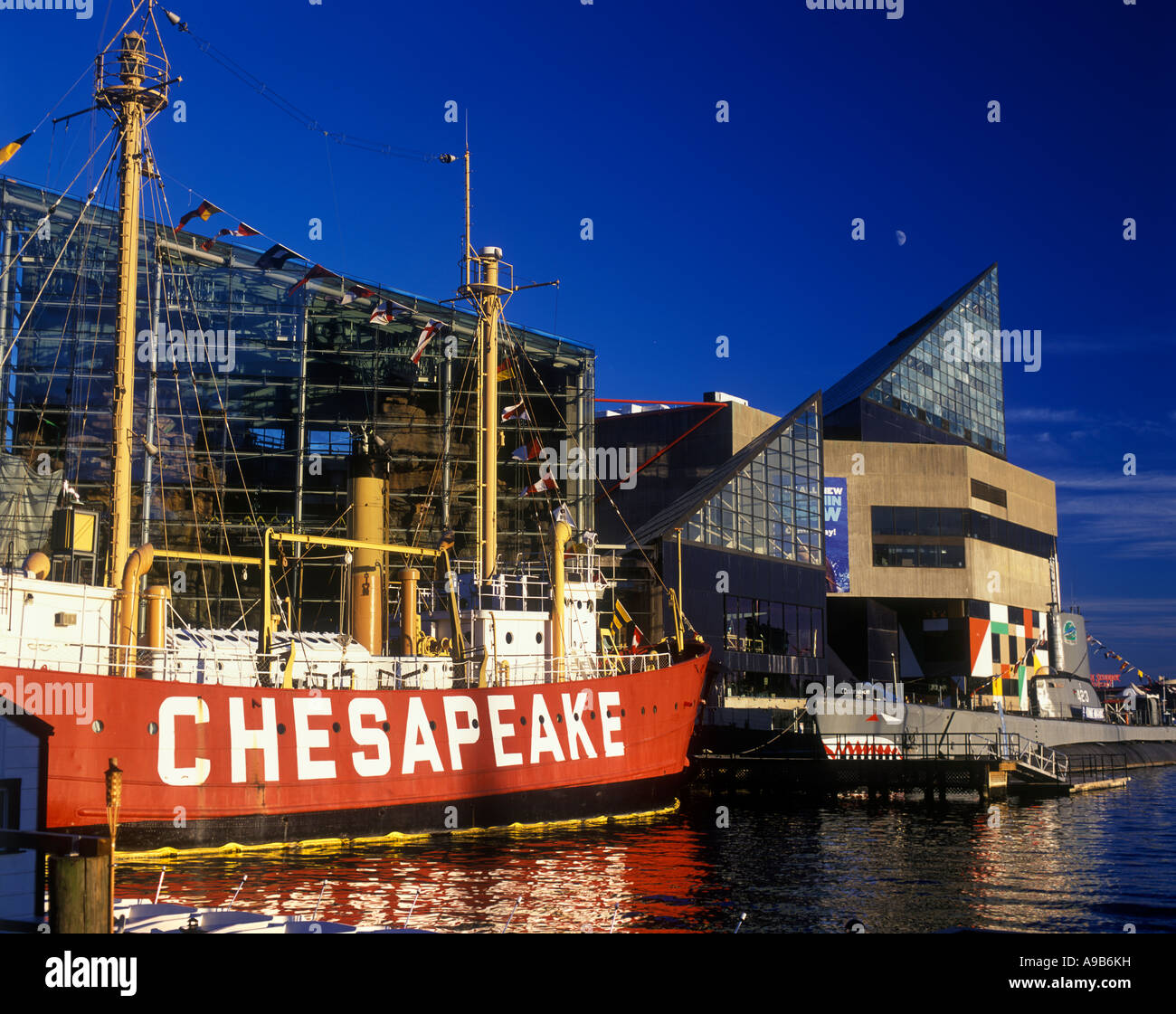 CHESAPEAKE LIGHTSHIP MARITIME MUSEUM INNER HARBOR SKYLINE BALTIMORE ...