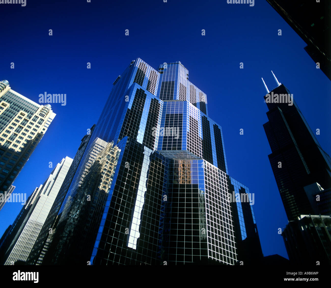 Chicago south wacker drive hi-res stock photography and images - Alamy